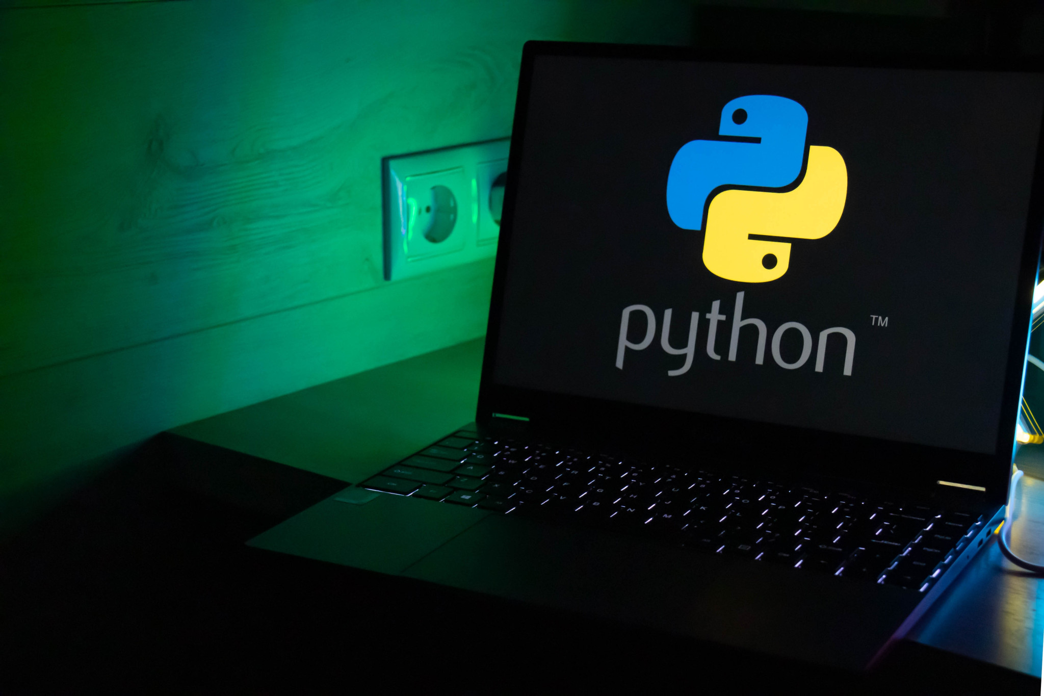 Python is good, but not perfect - here are 10 reasons to avoid it ...